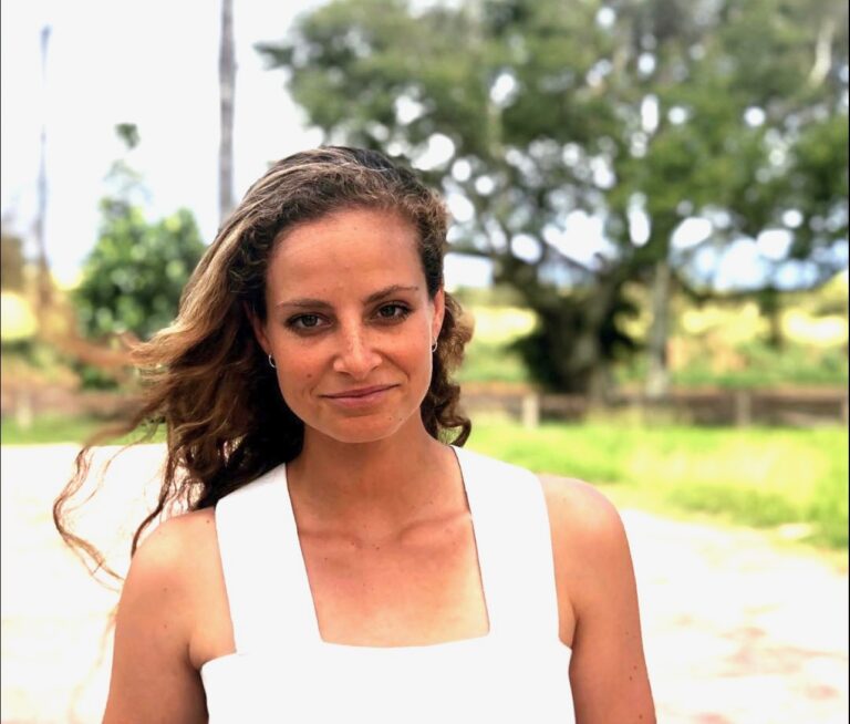 S9e8: Alysse Godino - Turning Inner Change Into External Action ...